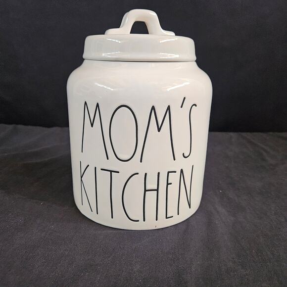 Rae Dunn | Kitchen | Rae Dunn Artisan Collection By Magenta Moms ...